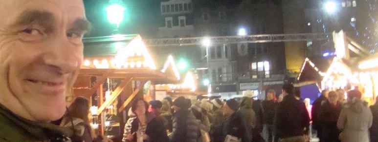 The Partygoers – COMPLEAT TROWZER